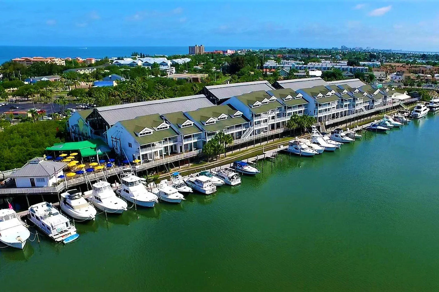 Holiday Inn Harbourside Marina - Decade Properties